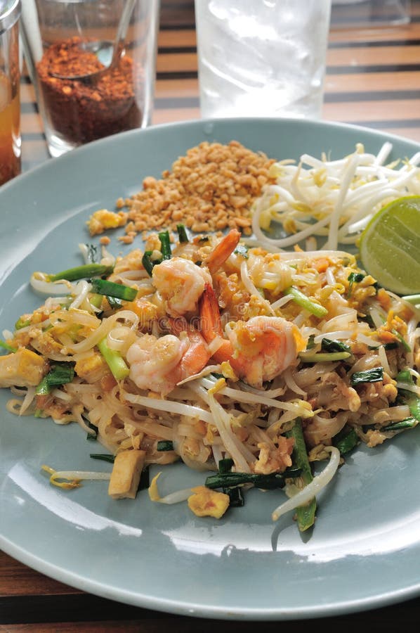 Pai Thai noodle stock photo. Image of meat, veggie, seafood - 80130356