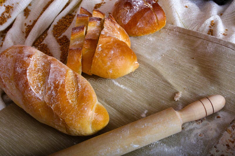 Pain traditionnel image stock. Image du régime, homemade - 26140505