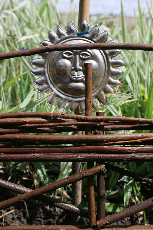 Painel de vime da cerca imagem de stock. Imagem de feito - 9137665
