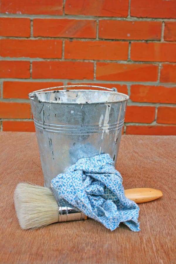 Paint brush and bucket stock image. Image of clean, renovate - 13086243
