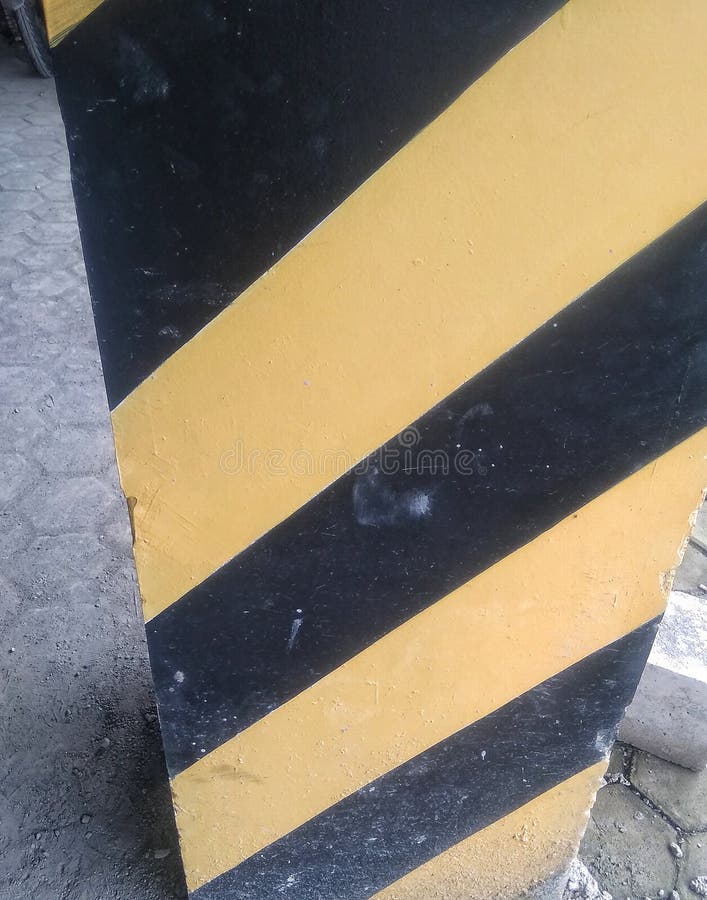 2,195 Pillar Painted Stock Photos - Free & Royalty-Free Stock Photos ...