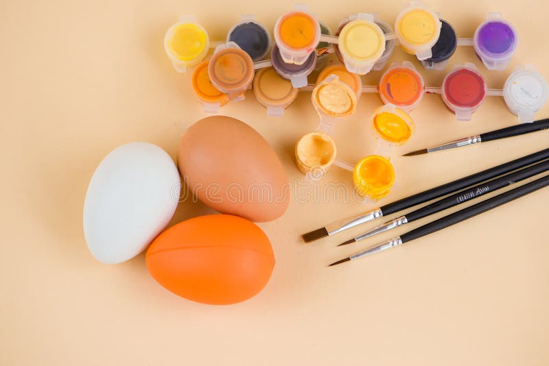 Painted Easter Eggs. Special Paint for Easter Eggs. Paint Eggs with ...