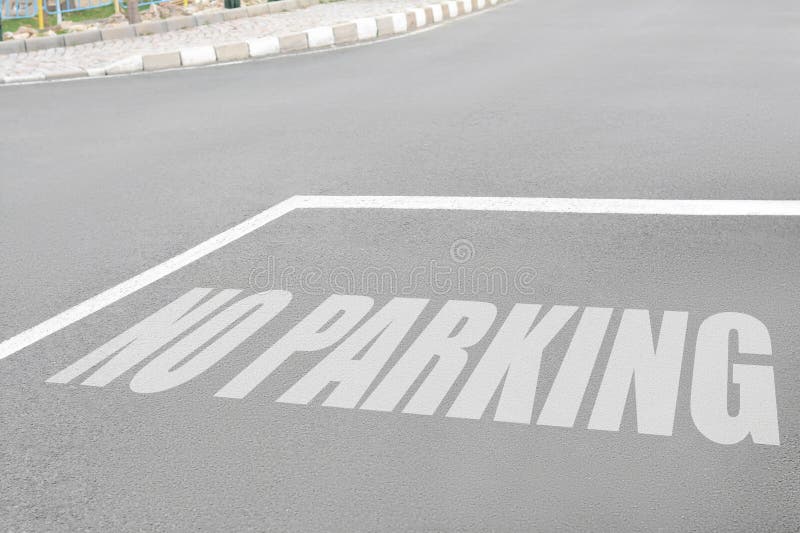 Painted Markings of No-parking Zone at Outdoor Parking Lot Stock Photo ...