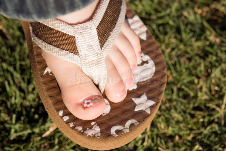 12+ Painted toes Free Stock Photos - StockFreeImages