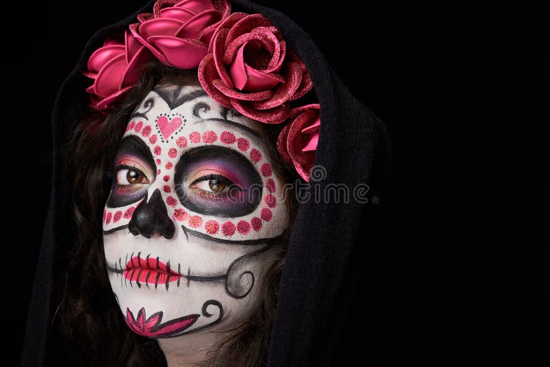 Painted Woman Face in Cloak Stock Image - Image of mask, night: 78601629