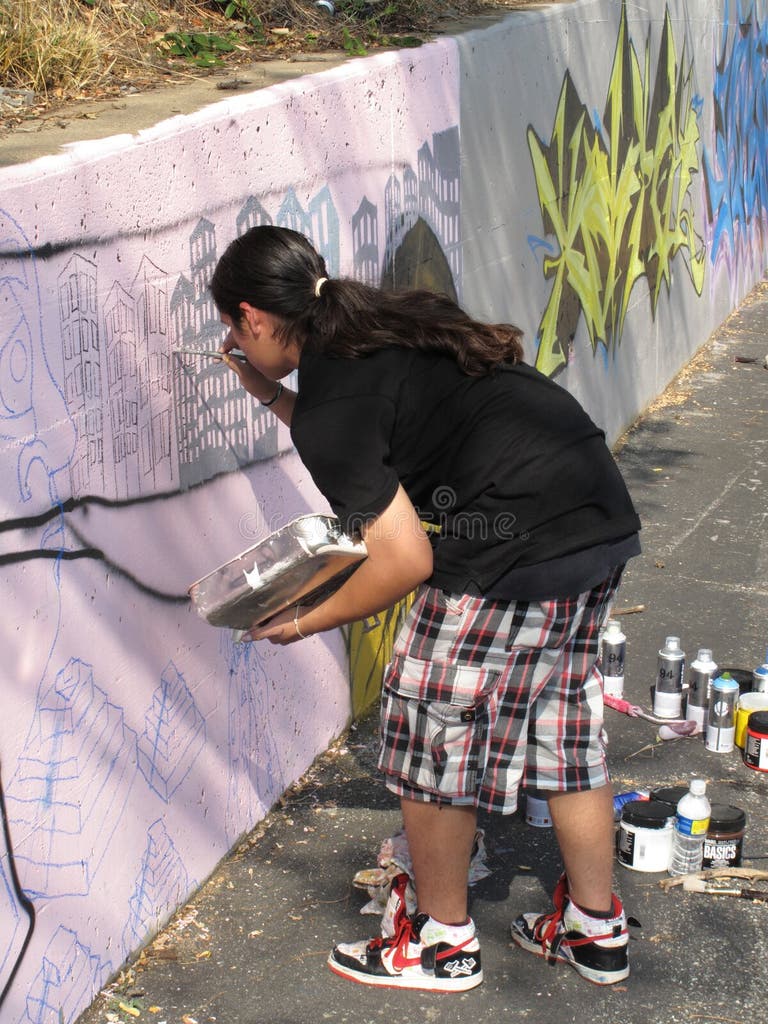 281 Largest Painting Graffiti Stock Photos - Free & Royalty-Free Stock ...