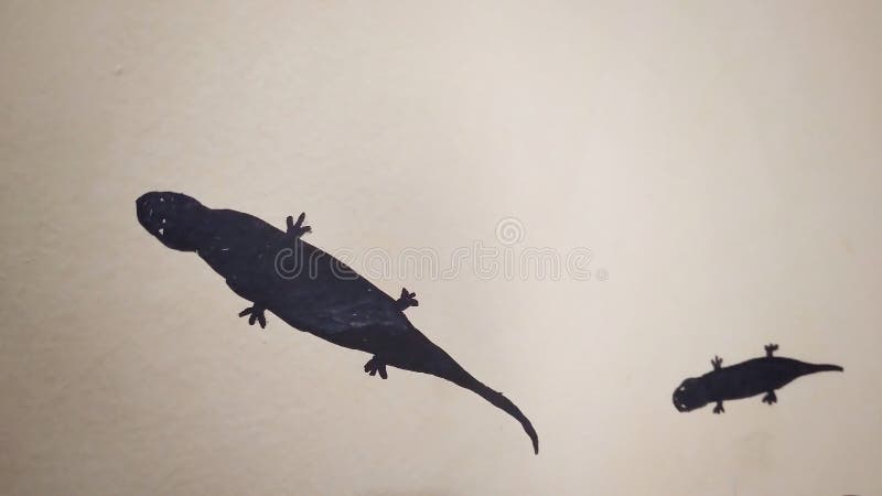 Painting of Lizards on the Wall Stock Illustration - Illustration of ...