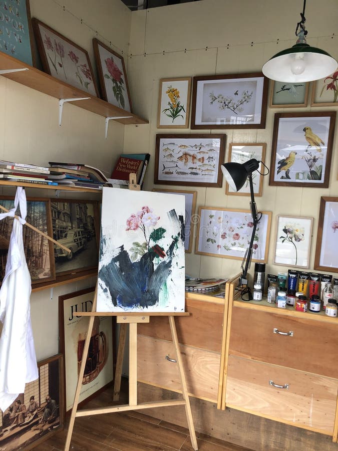 Painting studio editorial photo. Image of studio, lembang - 208833896