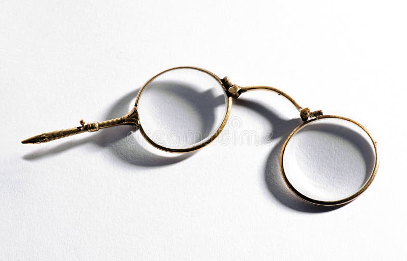 Paires De Lorgnons De Vintage Image stock - Image du trames, glaces ...