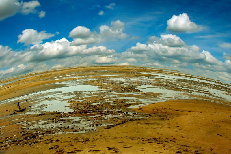 Paisagem De Terreno Devastado Foto de Stock - Imagem de dano, ninguém ...