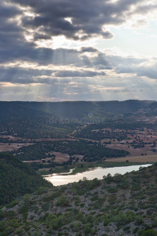 Paisaje de Alcarria del La foto de archivo. Imagen de pantano - 43183616