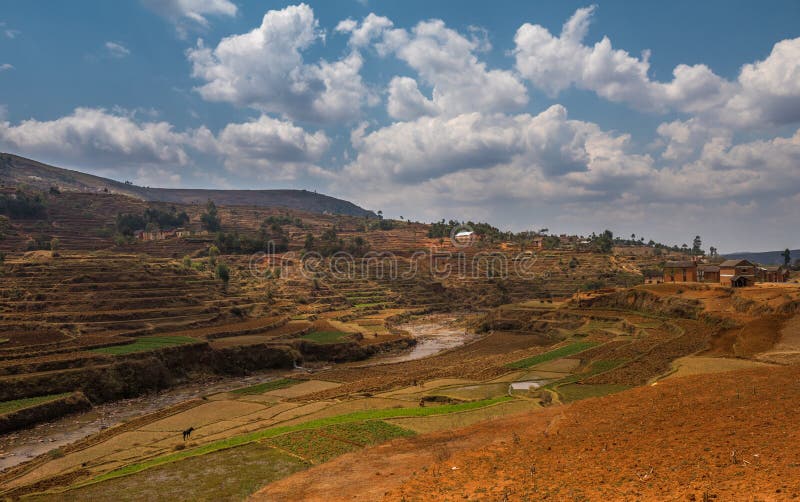 Montañas de Madagascar imagen de archivo. Imagen de montañas - 8492681
