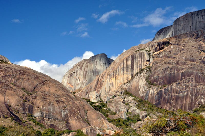 Paisaje de Madagascar foto de archivo. Imagen de meseta - 34273824