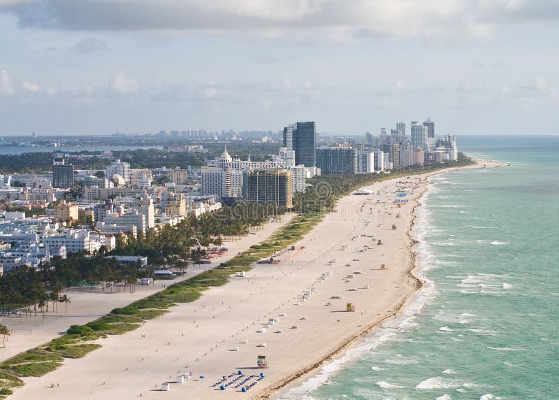 Paisaje de Miami Beach foto de archivo. Imagen de horizonte - 25658764