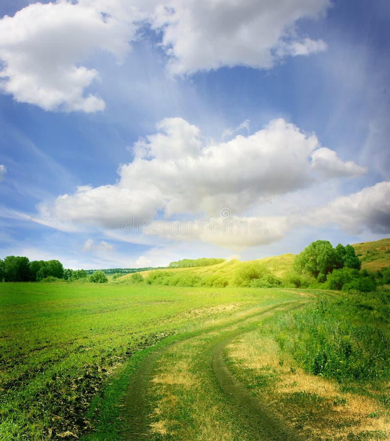 Paisaje hermoso del verano foto de archivo. Imagen de celaje - 23755990