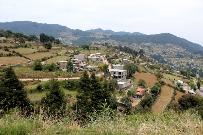 Paisaje rural mexicano imagen de archivo. Imagen de campos - 54053553