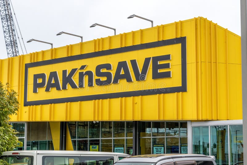 Pak NSave Supermarket in Ormiston Suburb Editorial Image - Image of ...