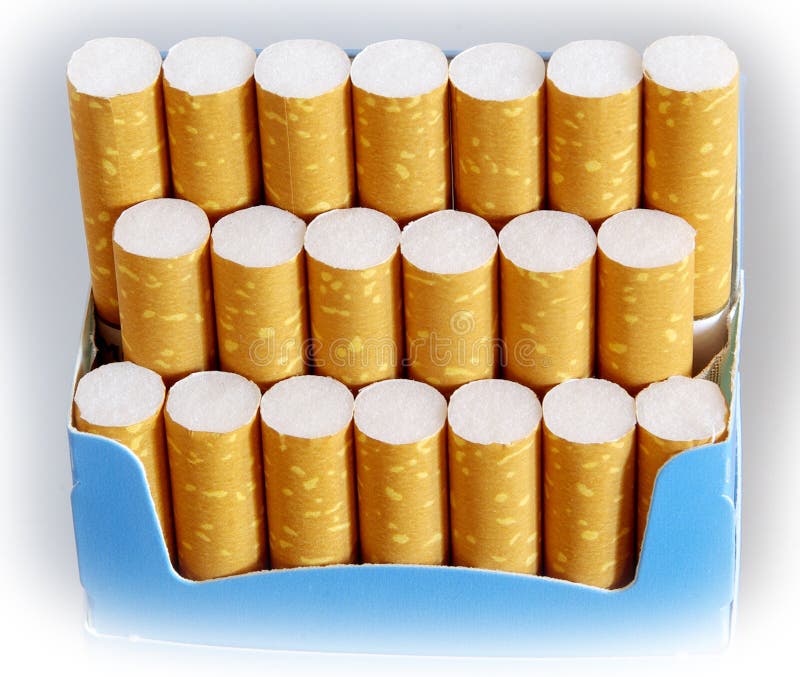 Pak sigaretten stock foto. Image of misbruik, ontslag - 21878248