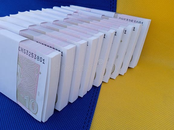 Pakistani Currency New Note 10 Rupees Bundle. New Copy of Rs.10 Stock ...