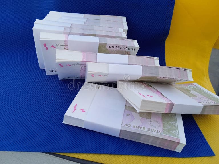 Pakistani Currency New Note 10 Rupees Bundle. New Copy of Rs.10 Stock ...