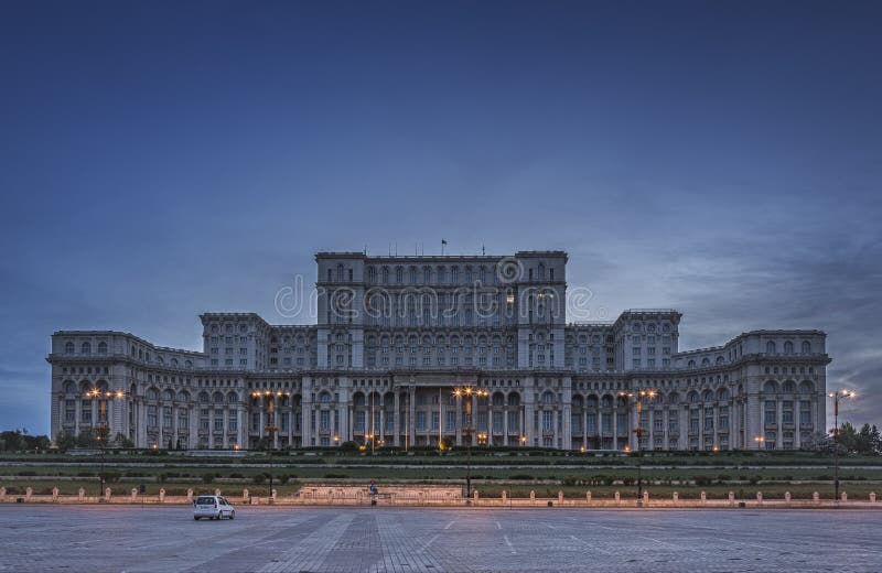 O Parlamento Romeno (casa Poporului), Bucareste Foto de Stock - Imagem ...