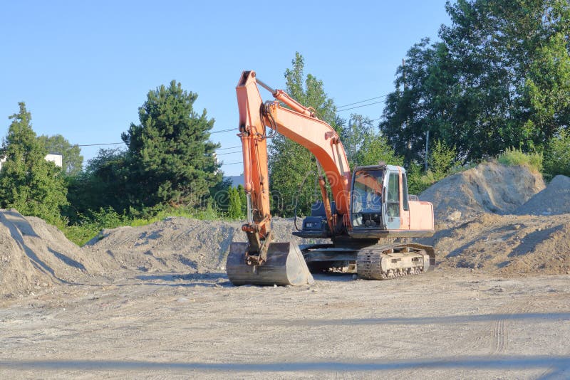 Pala Grande En Emplazamiento De La Obra Imagen de archivo - Imagen de ...