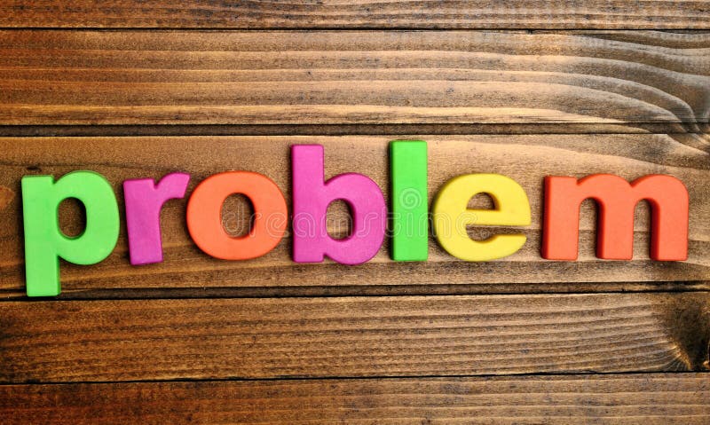 Palabra Problema Escrita En Letras Multicolores De Madera Foto de ...