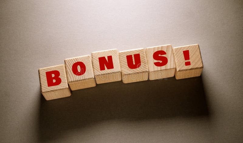 Palabra Extra Con Cubos De Madera Imagen de archivo - Imagen de meta ...