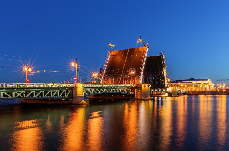 Palace Bridge in Saint Petersburg Editorial Photo - Image of peter ...