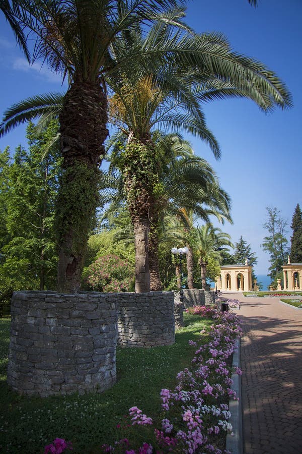 Palace gardening stock photo. Image of landcsape, park - 60163568