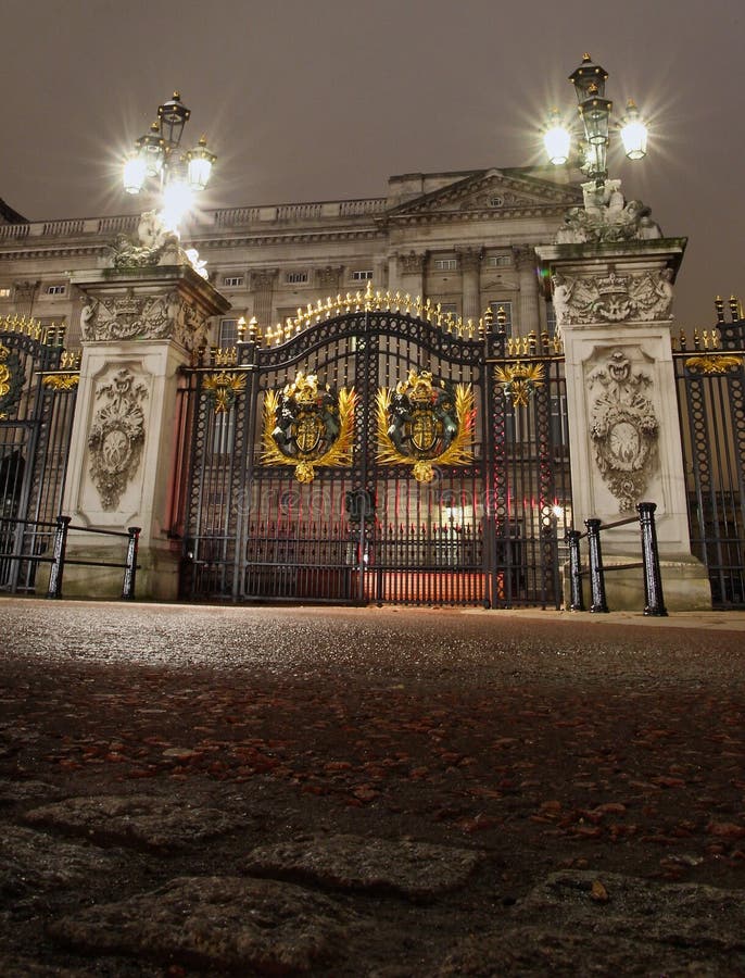 Palace gate stock image. Image of england, palace, gate - 48498521