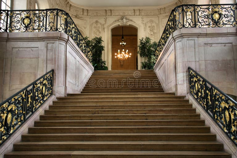 Palace interior stock image. Image of vintage, hall, indoor - 7104633