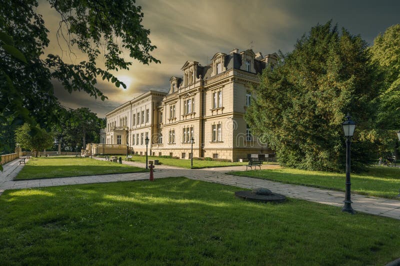 Palace and Park Complex in Ostromecko, Poland. Editorial Stock Photo ...