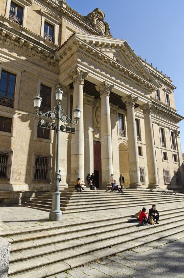 Palacio Anaya, deltagare redaktionell arkivfoto. Bild av soligt - 29134283