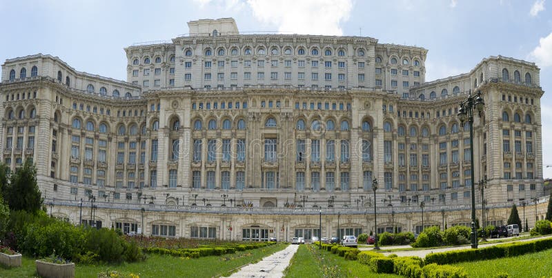 Palacio Bucarest, Rumania Del Parlamento Foto de archivo - Imagen de ...