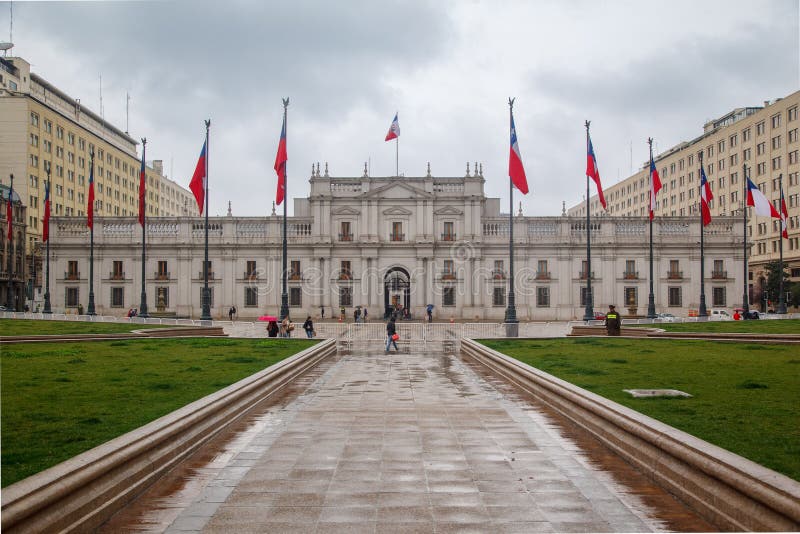 Palacio De La Moneda Santiago De Chile Editorial Photography - Image of ...