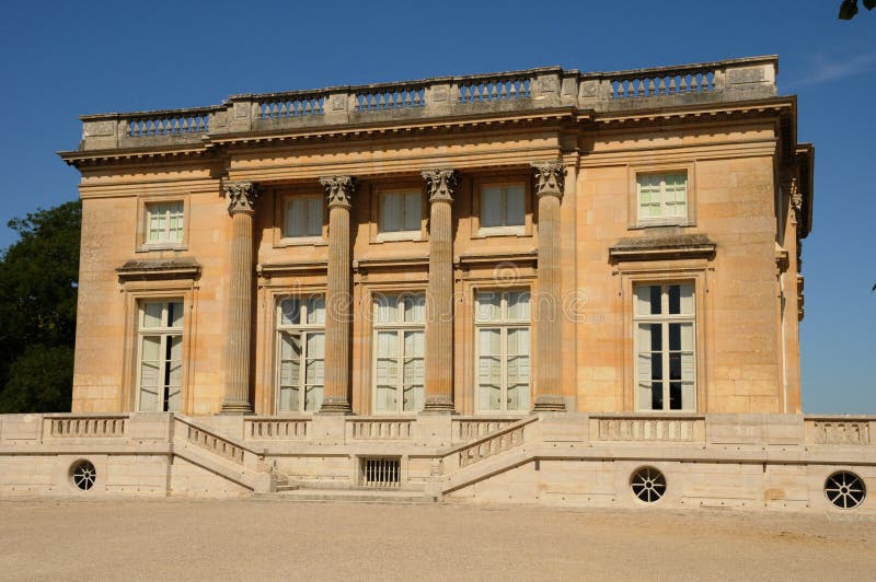 Fachada Del Palacio De Versalles Imagen de archivo - Imagen de turismo ...