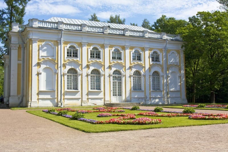 Palacio En Oranienbaum, Rusia Imagen de archivo - Imagen de ruso ...
