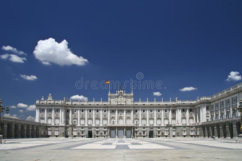 Palacio Real stock image. Image of blue, historic, famous - 18459475