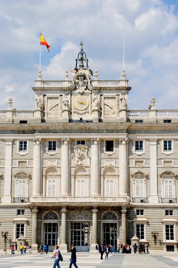 Palacio real, Madrid foto de archivo editorial. Imagen de real - 25091048