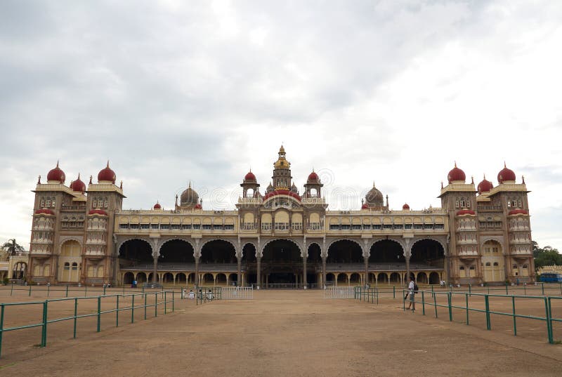 Palais De Mysore à Mysore D'Inde Image éditorial - Image du inde ...