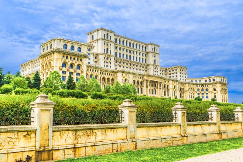 Der Palast Des Parlaments, Bukarest, Rumänien Stockbild - Bild von ...