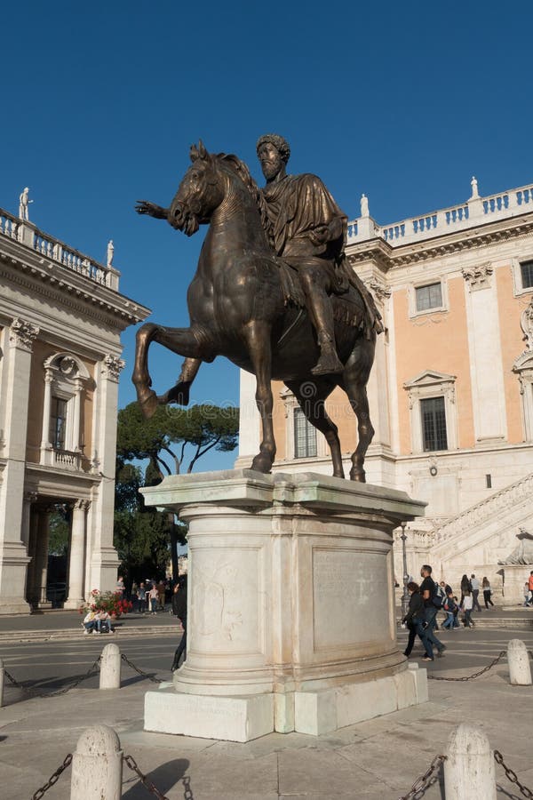 Palazzo Senatorio - Roma Que Sorprende, Italia Imagen de archivo ...