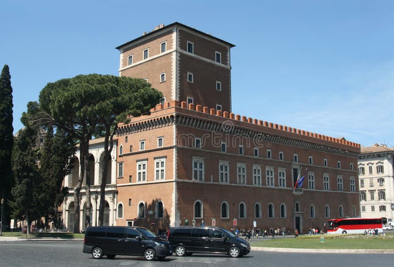 Palazzo Venezia Rome photo éditorial. Image du ville - 93500206