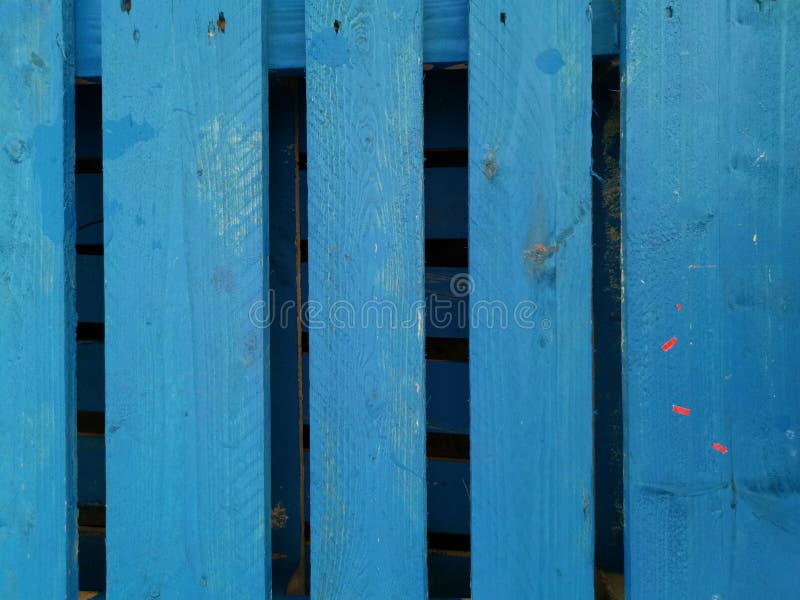 Palet De Madera Azul Aislado Imagen de archivo - Imagen de objeto ...