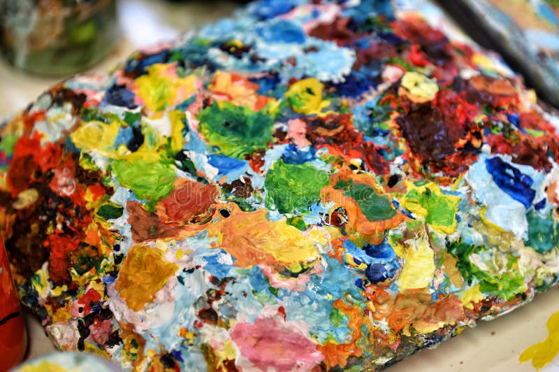 Palette with Dry Colorful Paint Stock Image - Image of hobby, lesson ...