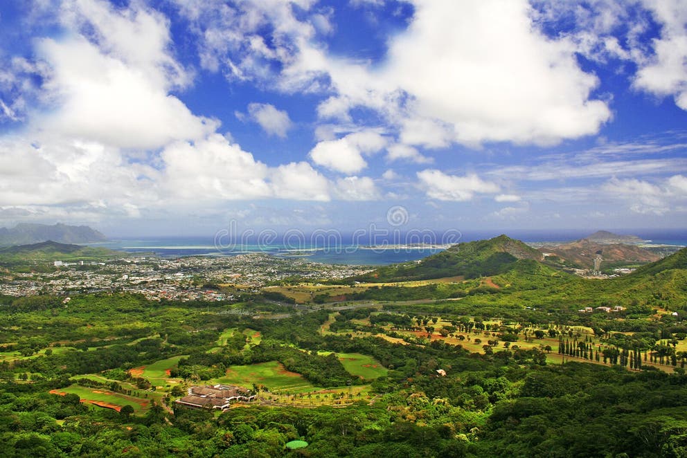 Pali Lookout in Oahu Hawaii Stock Image - Image of summer, hiking: 5421717