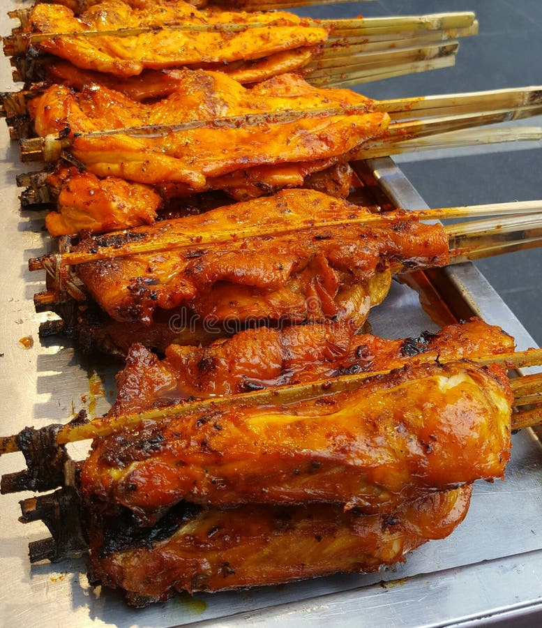 Palillo del pollo asado imagen de archivo. Imagen de tailandés - 76200421