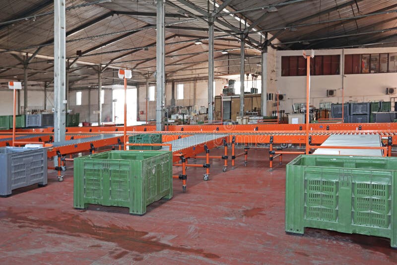 808 Plastic Sorting Conveyor Stock Photos - Free & Royalty-Free Stock ...