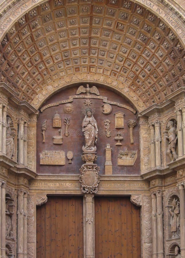 Palma, Spain - 05/23/2009: Gate of Palma Cathedral Editorial Photo ...